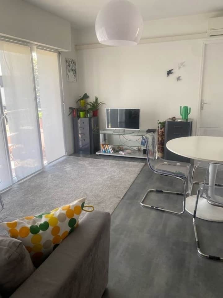 2 Pièces Proche Mer & Centre St Raphaël 83700 - Saint-Raphaël