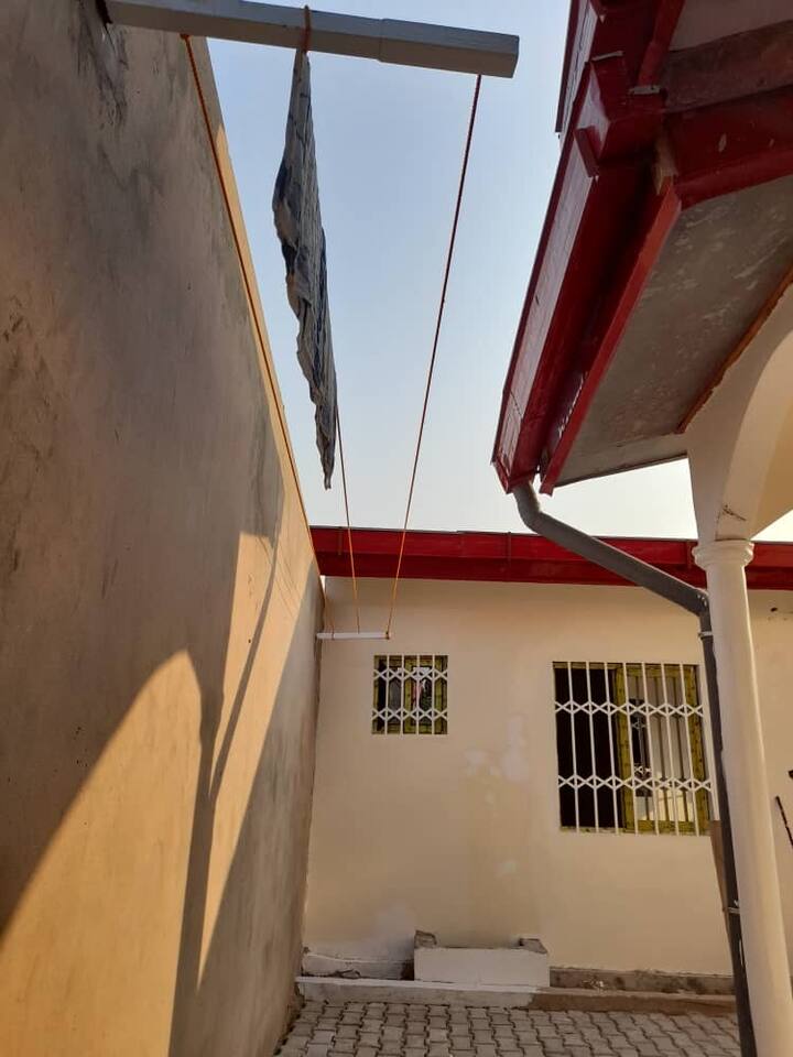 Location Maison 2 Chambres - Mbouono (Brazzaville) - Brazzaville