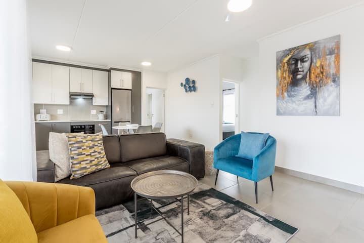 Spacious Ballito Village Apartment - Dolphin Coast