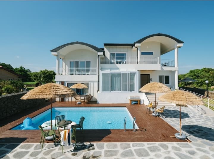 아름답게 지음_정원동 - Jeju-si