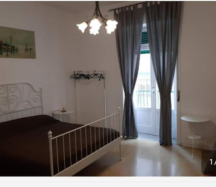 Villa Dietro La Luna - Matrimoniale Bagno Interno - Torre del Greco