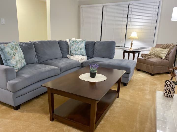 Guelph Hidden Gem: Spacious 3br Garden Cottage - Guelph