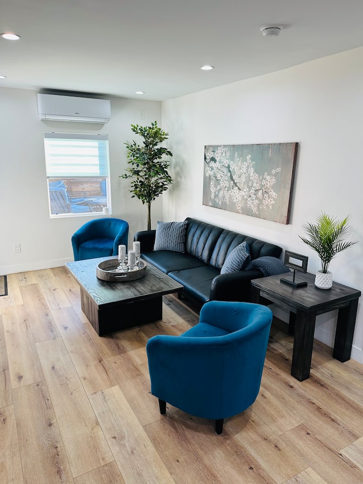 Modern South Bay Vacation Home~ Centrally Located - Torrance, CA