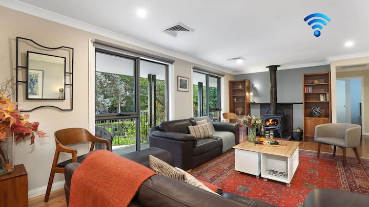 Satinwood – Stay 3 Pay 2 - Bundanoon