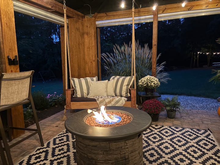 Mountain Meadow Hideaway With Hot Tub - 펜실베이니아