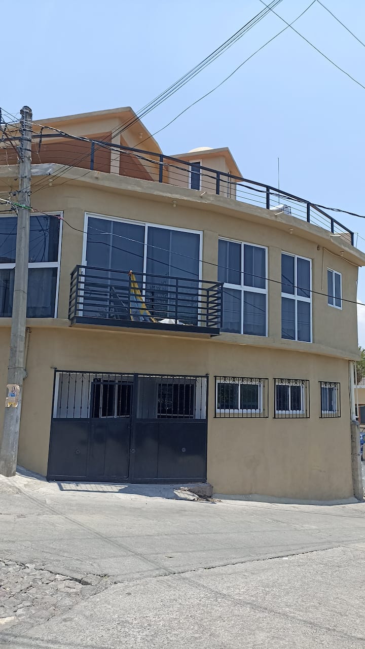 Casa Cómoda A 5 Minutos Del Lago - Tequesquitengo