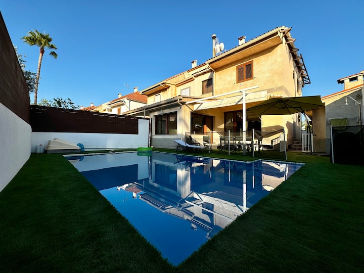 Dreamlike Family Home With Private Pool - Valencia