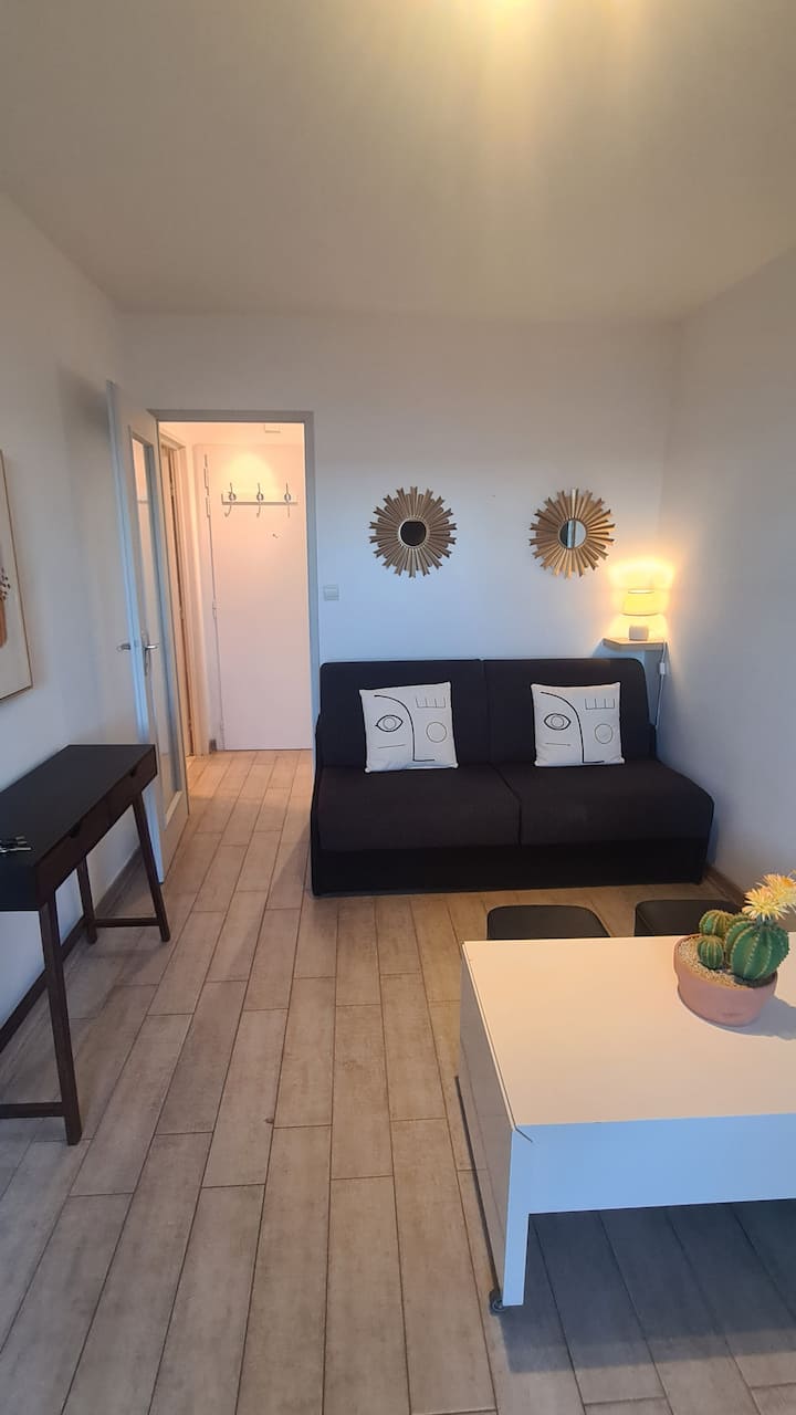 Magnifique Studio, Vue Incroyable, Parking - Archamps