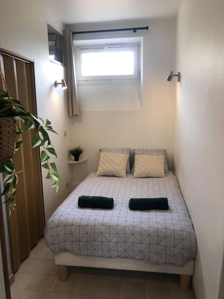 Le Buc - Gare Versailles Chantiers - Parking - Buc