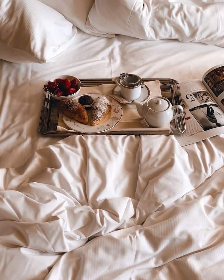 Central Bcn Bed&coffee: Near Fun, Good Vives - Barcelona