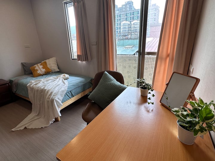 Taipei 101 明亮寬敞大雅房 - Taipei