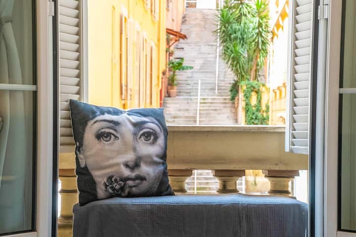 Modern Apartment - Beausoleil