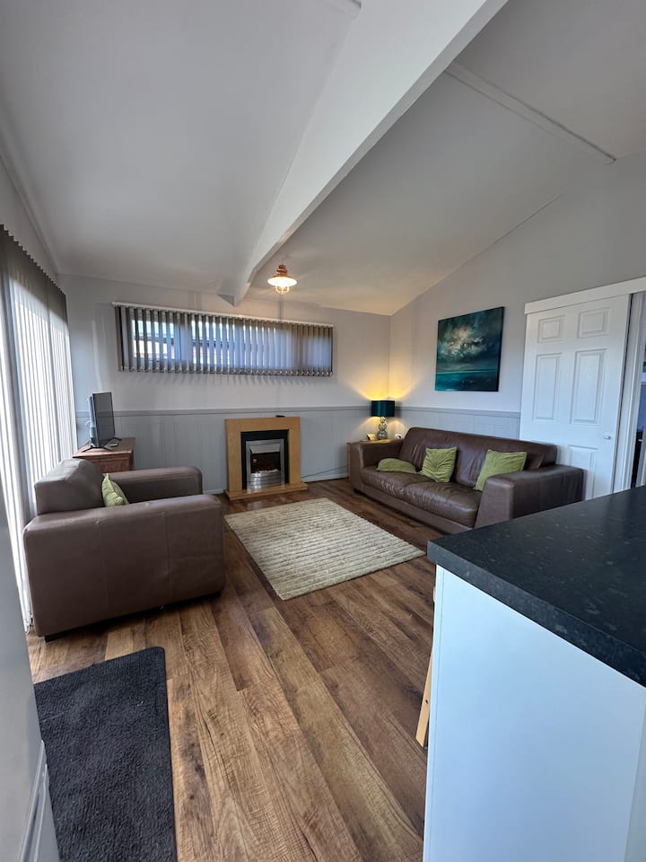 ‘Sea-clusion’: Cosy Coastal Escape In Mablethorpe - Sutton on Sea