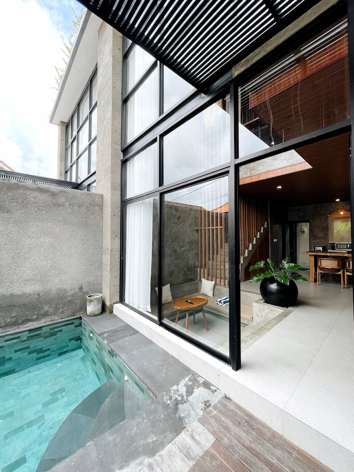 Man Cave Industrial Loft @Central Berawa. New! - Canggu