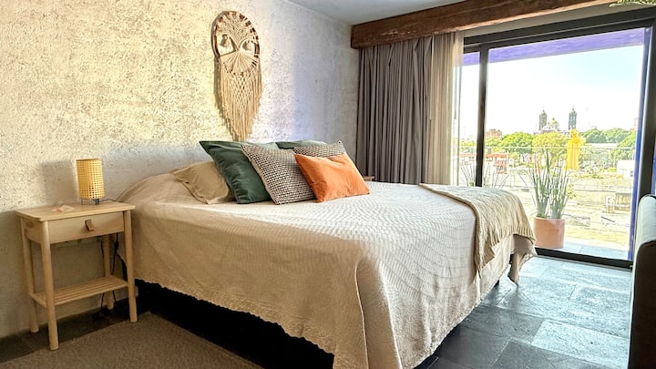 Shining Studio W/cathedral View In Historic Puebla - Puebla