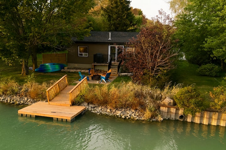 Walk To Beach | Dock, Kayaks & Game Room - Kingsville