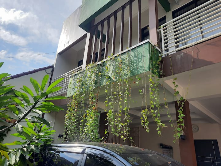 Monggo Mampir Tin's House (Full) - Banyumas