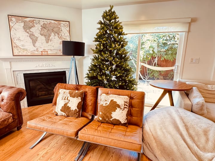 Spacious Modern House - Burlingame, CA