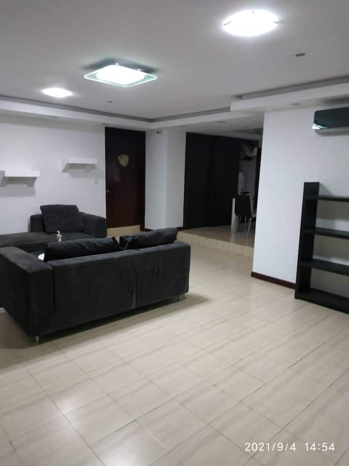 Apartamento De 3 Habitaciones - Caracas
