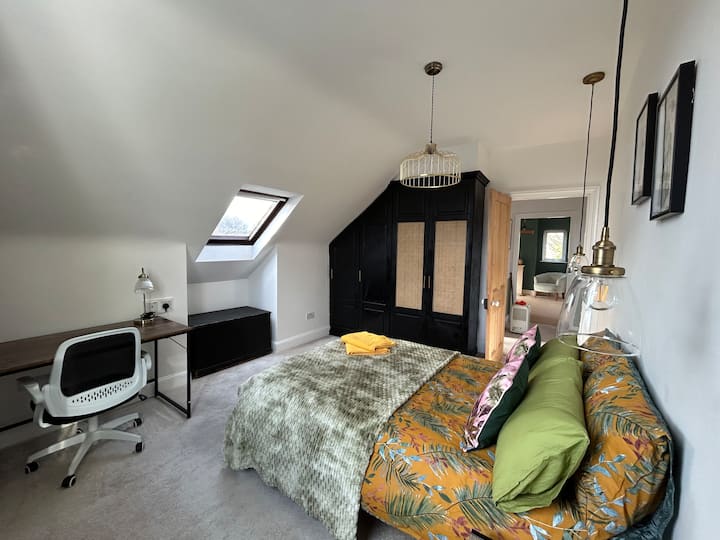 Large 2br Seaside Flat | 6ppl & Dog | Park 2 Cars - Bournemouth