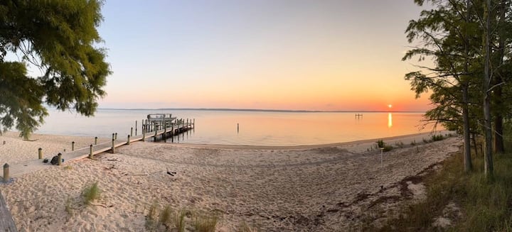 Pamlico River Retreat - Goose Creek State Park, Washington