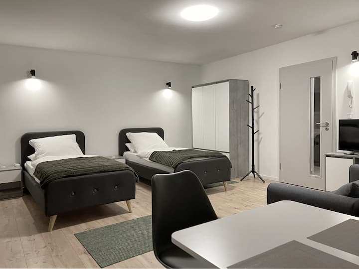 Two-bed Studio Plus - Board Inn - House Regensburg - Neutraubling