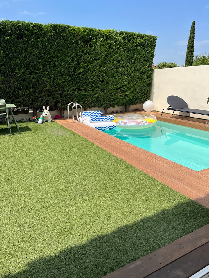 Jolie Maison Avec Piscine - Lattes