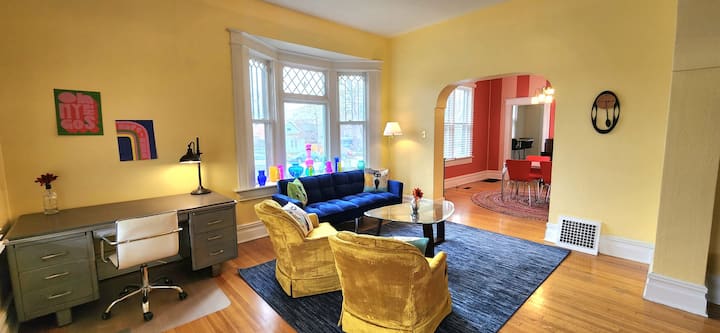 Spacious 2 Bed Historic Home With Private Porch - Salt Lake City, UT