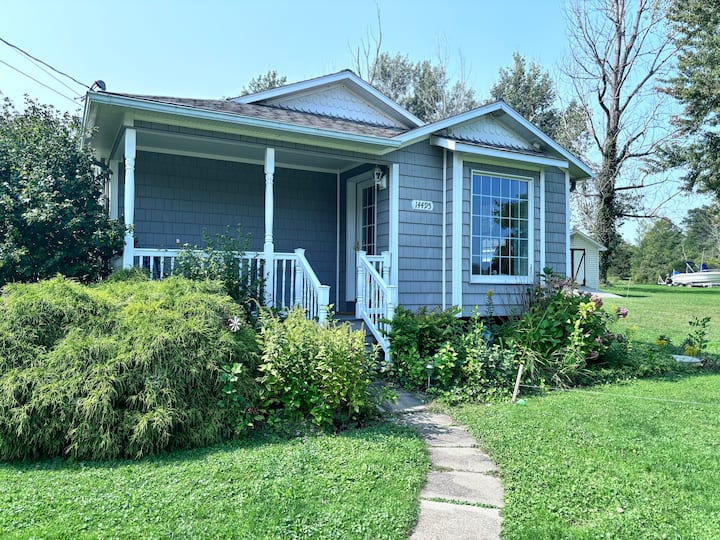 Bright Cozy Cottage With Bay Views - Sterling Renaissance Festival