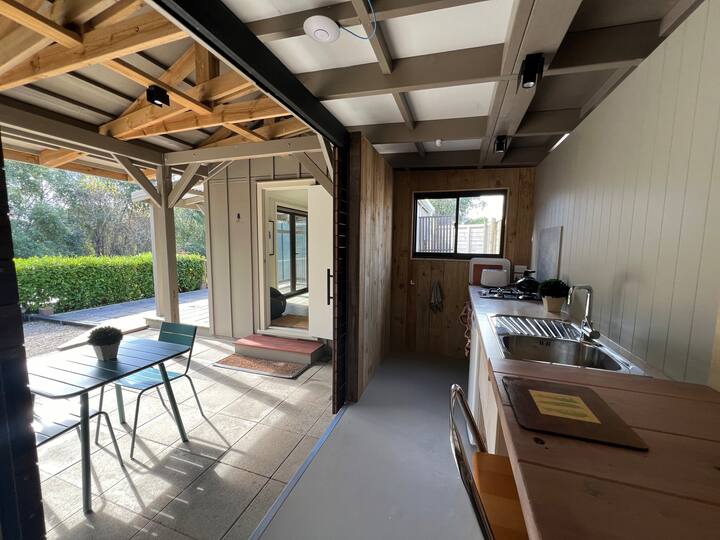 Two Off Grid Country Cabins: 1 Double Bed In Each - Kaukapakapa