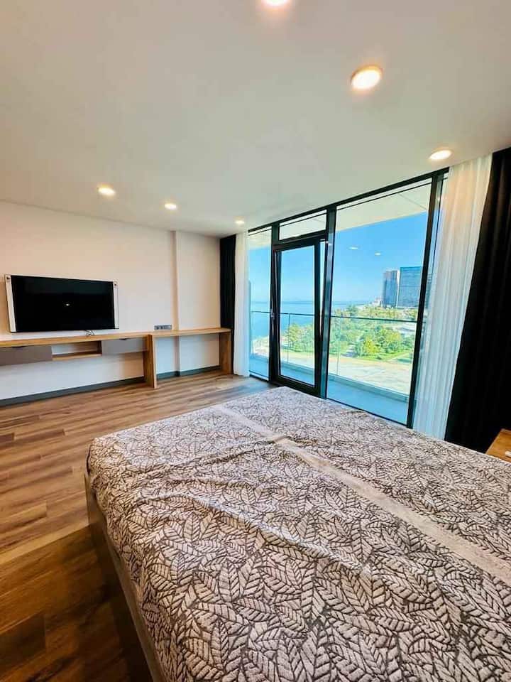 Уютная квартира с видом на море и парк Batumi View - Batumi