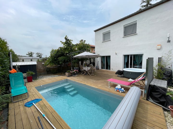 Grande Maison Familiale Piscine Et Jacuzzi - Bayonne