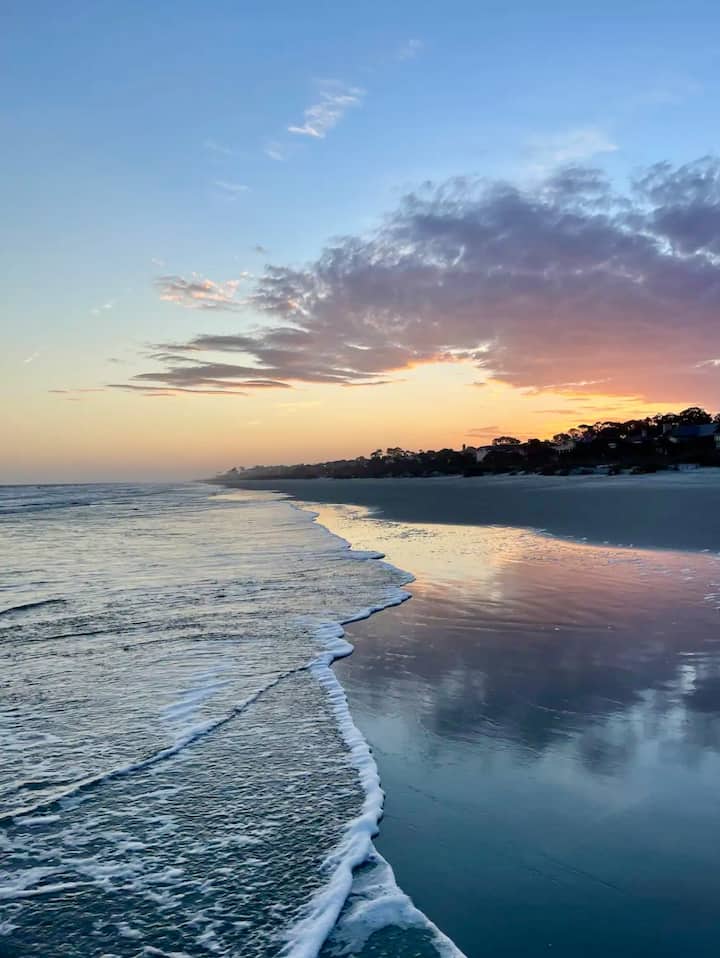 Hilton Head Resort Beach, Golf, Pools, Pickle Ball - Hilton Head Island, SC