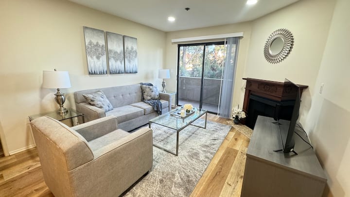 Chic West La Getaway - Los Ángeles, CA