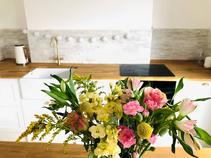 Entire Apartment In Coastal Village - Newquay