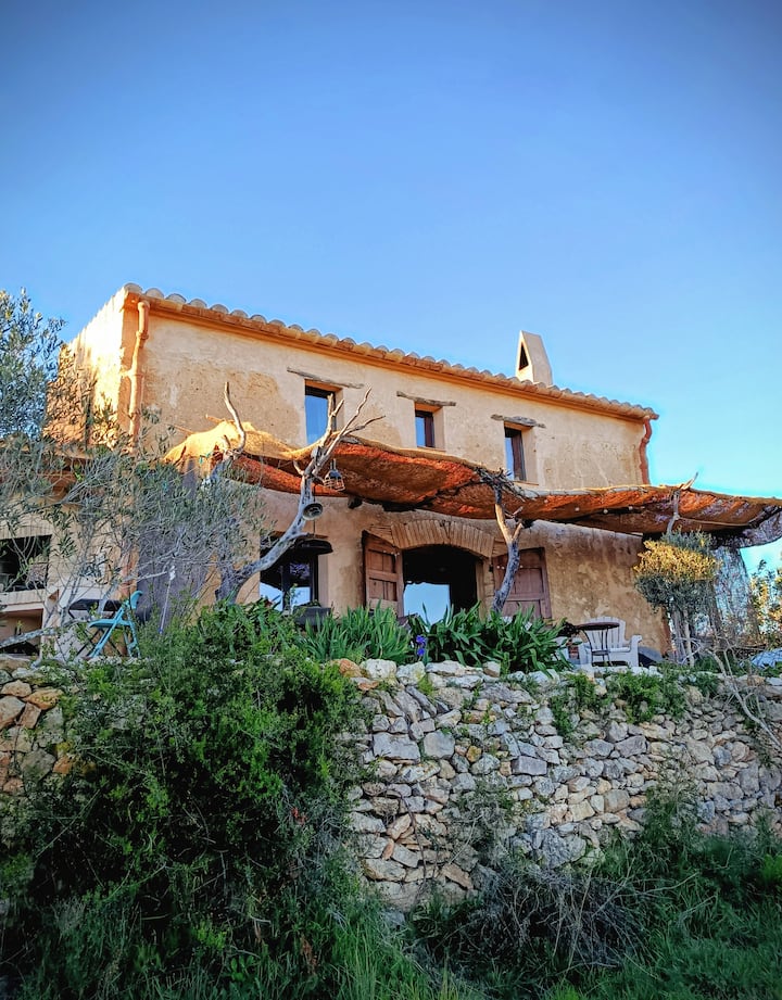 Maset Sostenible Amb Vistes úNiques ! - Espanha