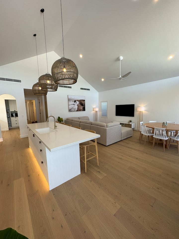 2b Myrtle Street ~ Robe (3br) - Robe