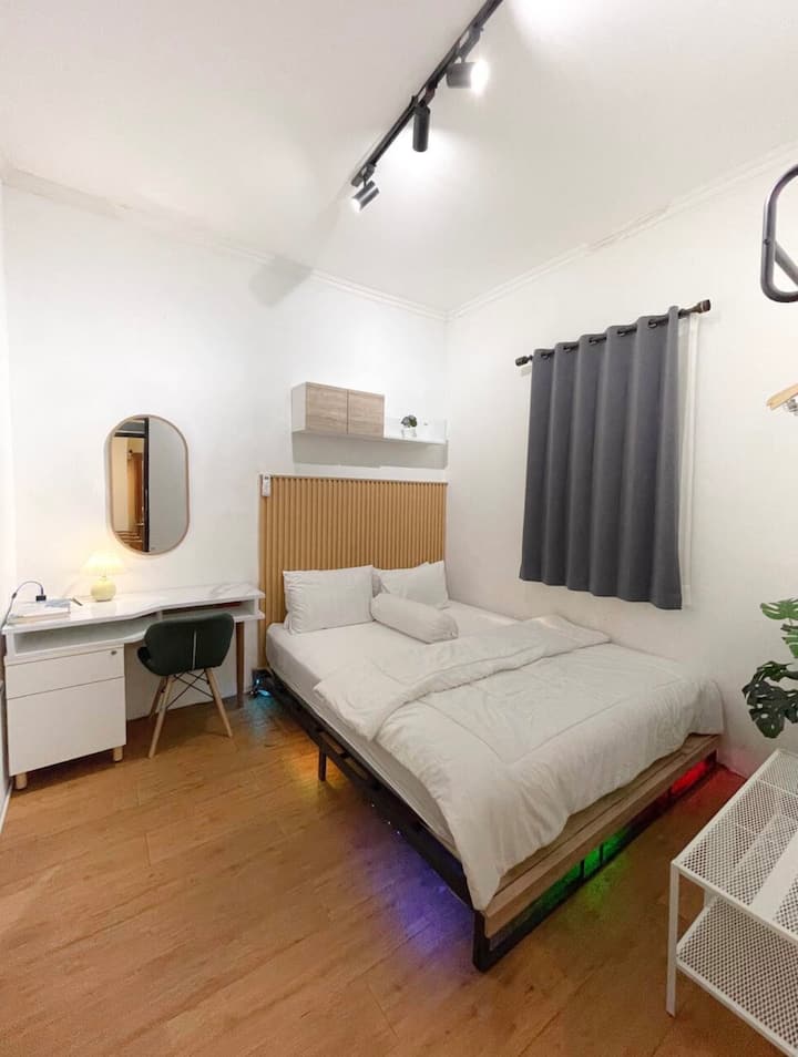 Апта Ж30: Family House, 5br, 14 Guest - Bandung