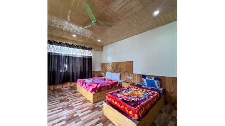 Safaya Paying Guest House And Homestay - Patnitop