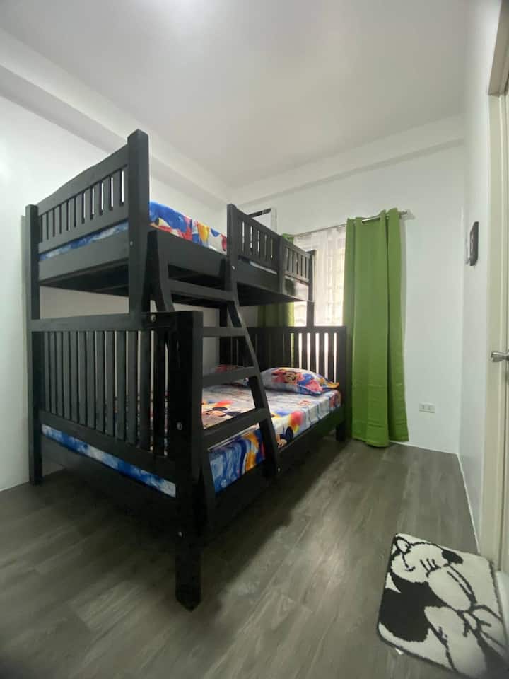 Donald’s Room Near Umc - Dasmariñas