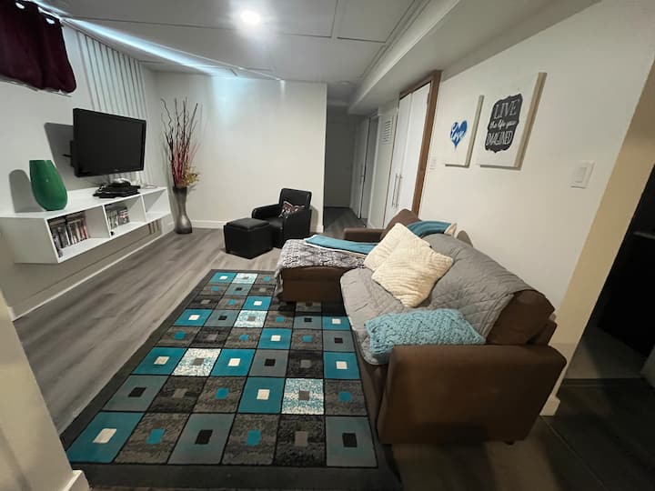 Room For Rent In West Hill - Prince Albert