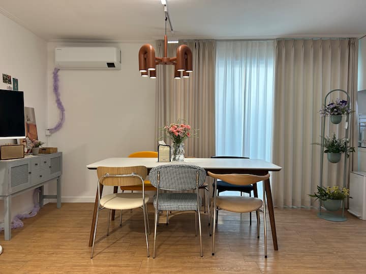 프라이빗 단독주택 쓰리룸 성북동한성대 입구역 파티 가족룸 체리블라썸 하우스C.blossom - Seoul