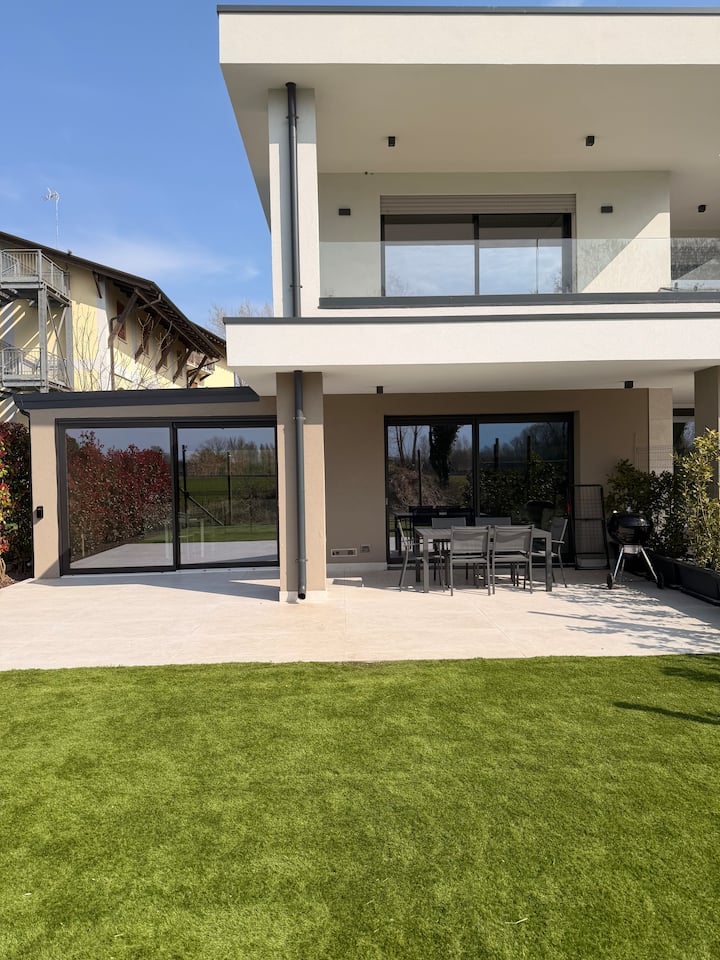 Appartamento Con Giardino - Comacchio