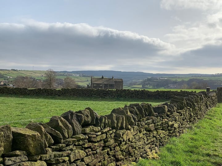 Double Room With A Valley View - Holmfirth