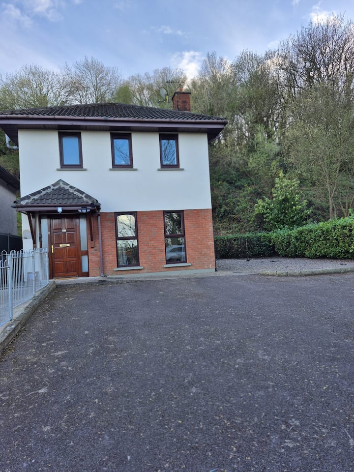 Charming Hideaway In Douglas - Cork
