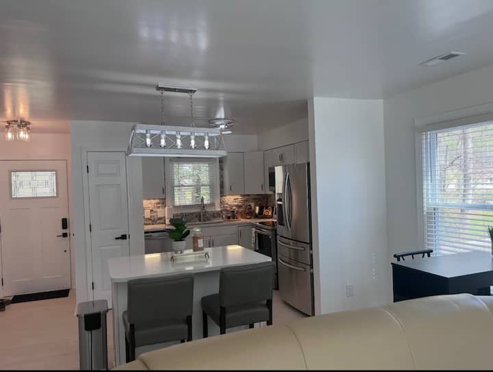 Newly Renovated 1mile From Fenton - Cary, NC