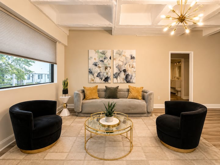 Apartment 210 - Buckhead, GA