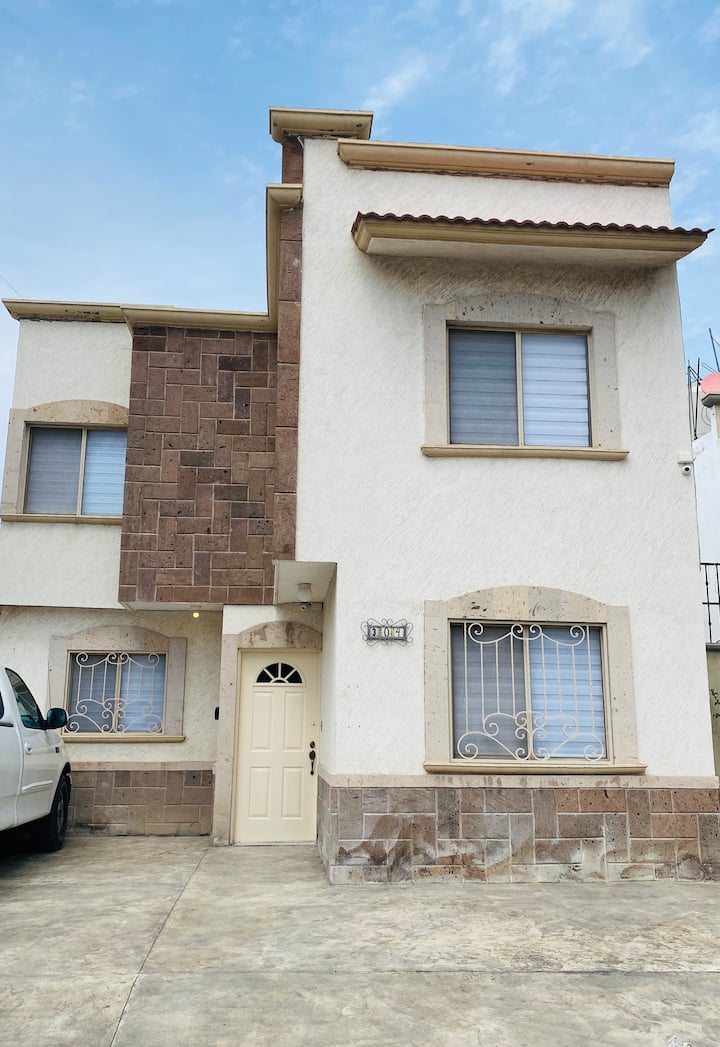House At North, Near Industrial Zone, Well Located - Saltillo