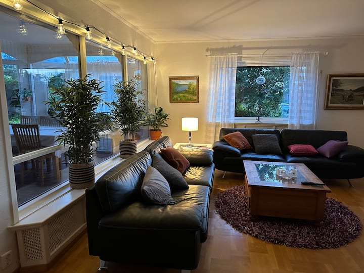 Villa I Varberg
Nära Stranden 
Och Centrum - Varberg