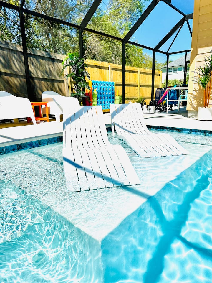 Luxury Pool Home @ The Beach! - セント・オーガスティン, FL